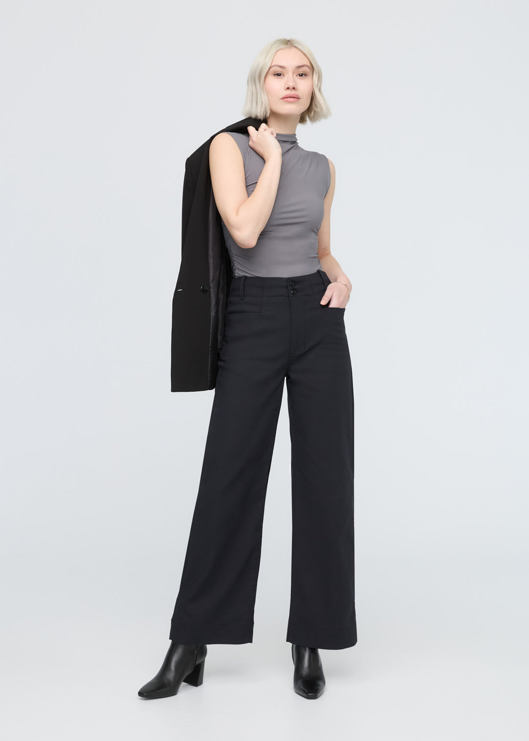 Women's Black High Rise Wide-Leg Trouser