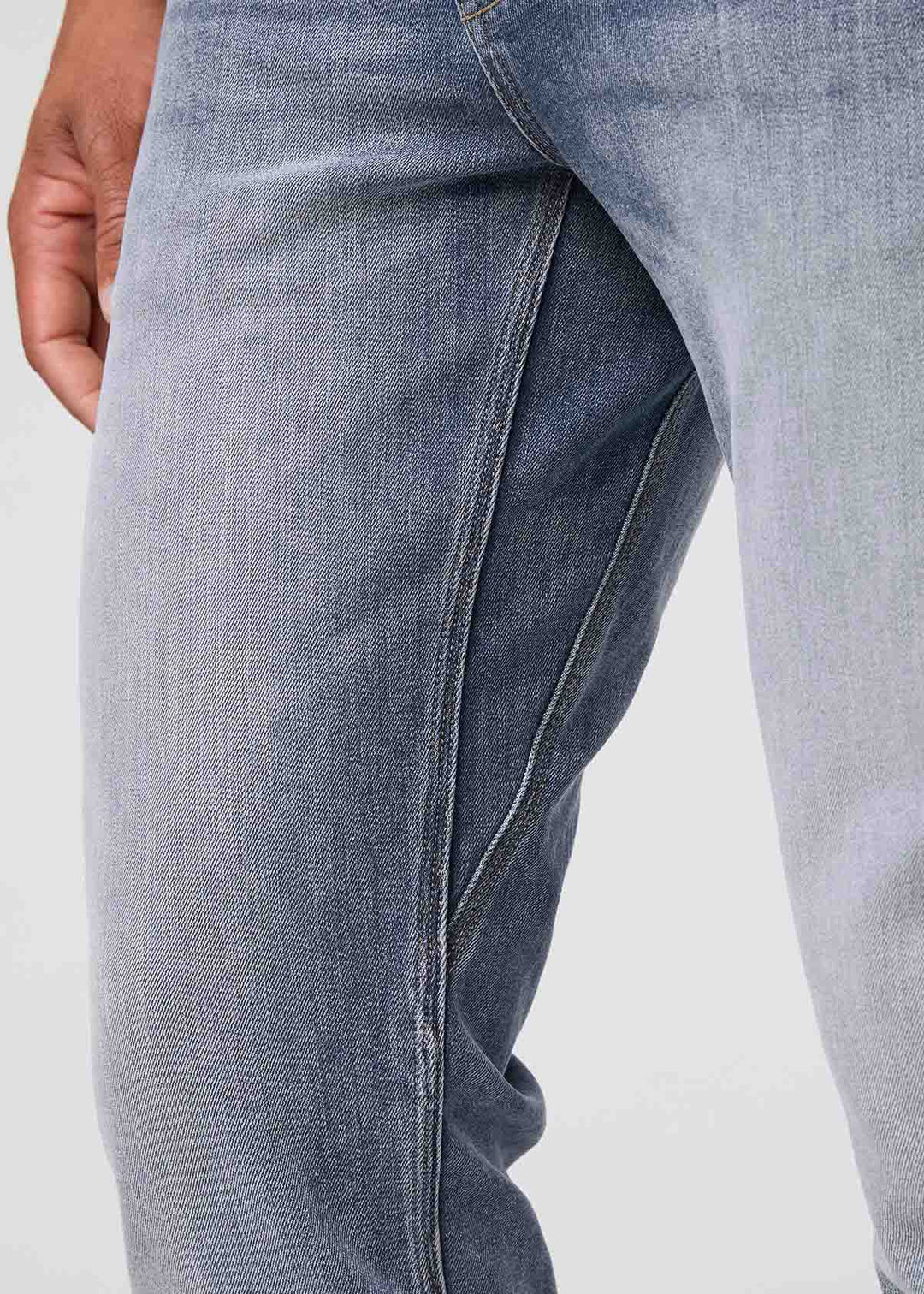 Men's Straight Fit Stretch Jeans