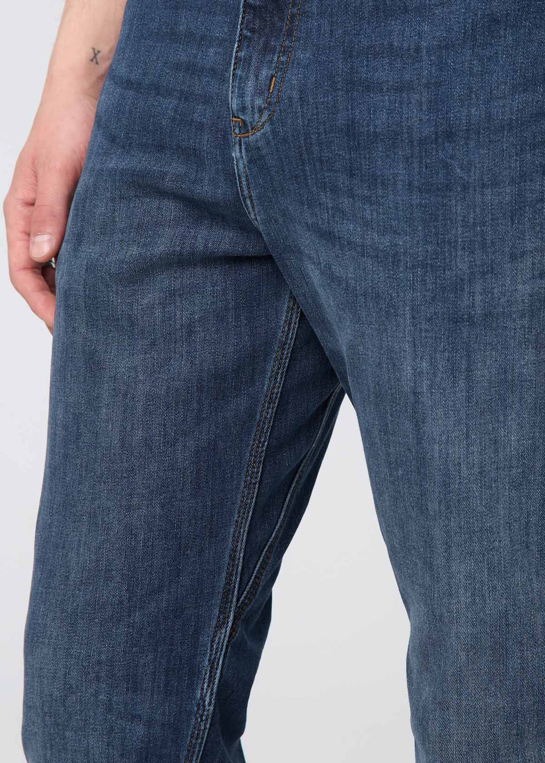 Men's Blue Athletic Straight Fit Stretch Jeans